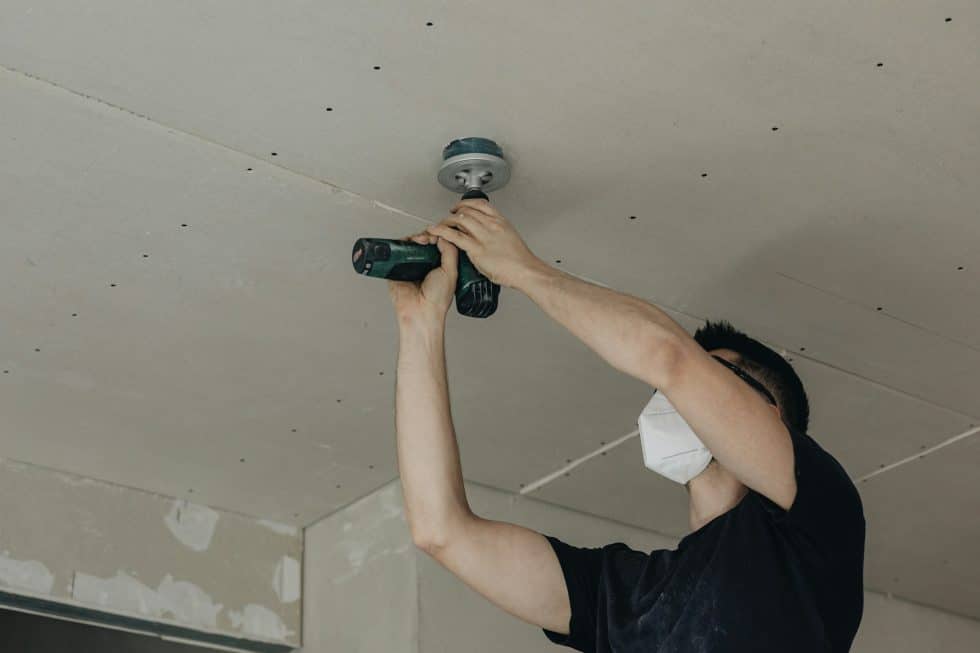 Repair Broken Light Fixtures Easily: A Simple Guide